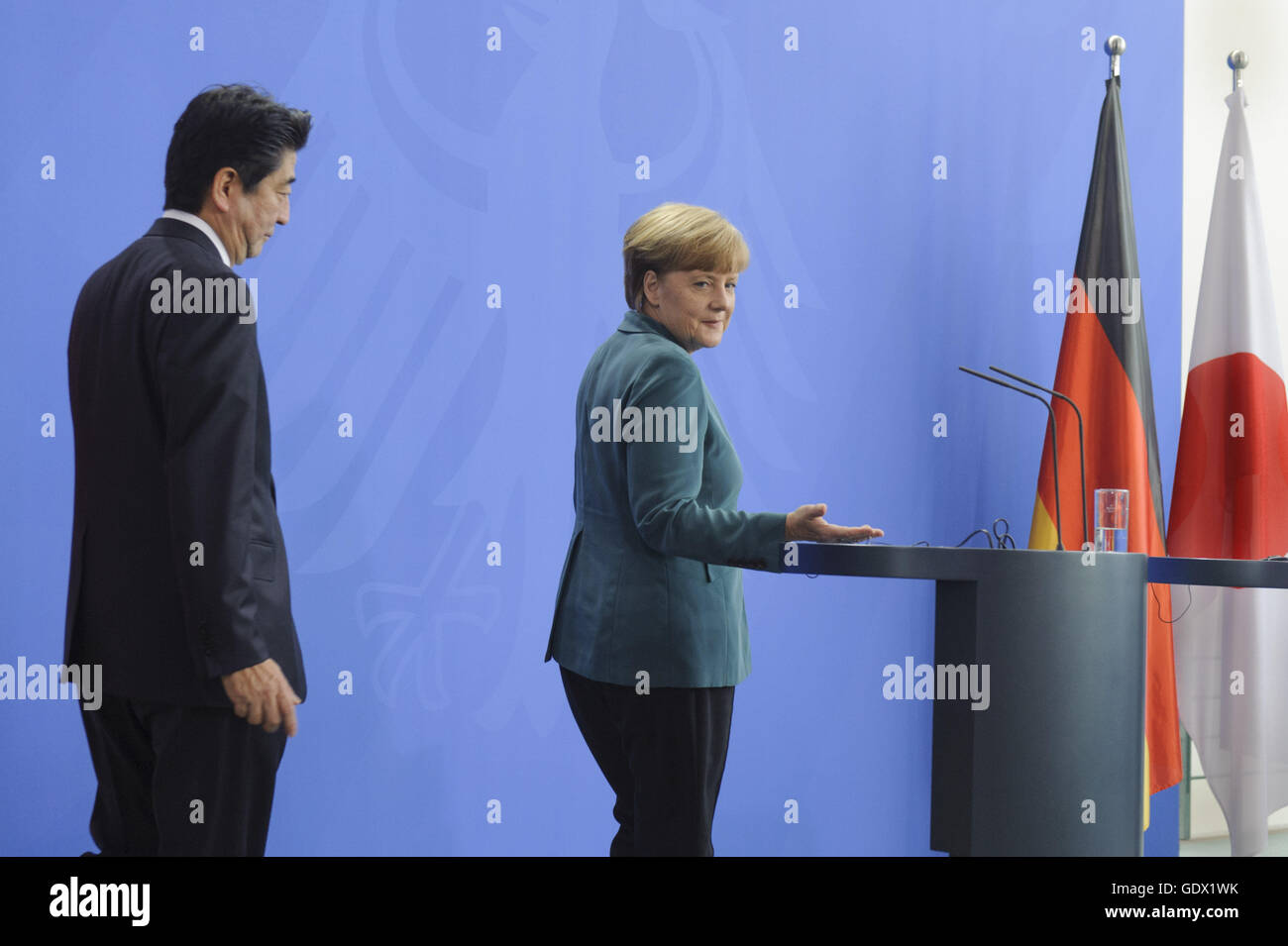 Japanese Prime Minister Shinzo Abe and German Chancellor Angela Merkel ...
