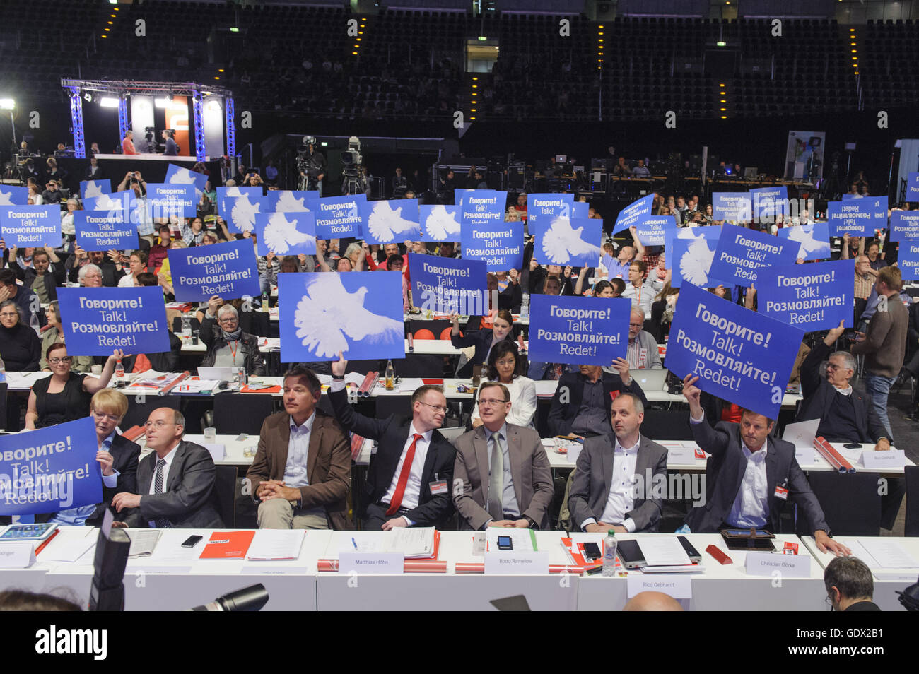 Left wing movements hi-res stock photography and images - Alamy