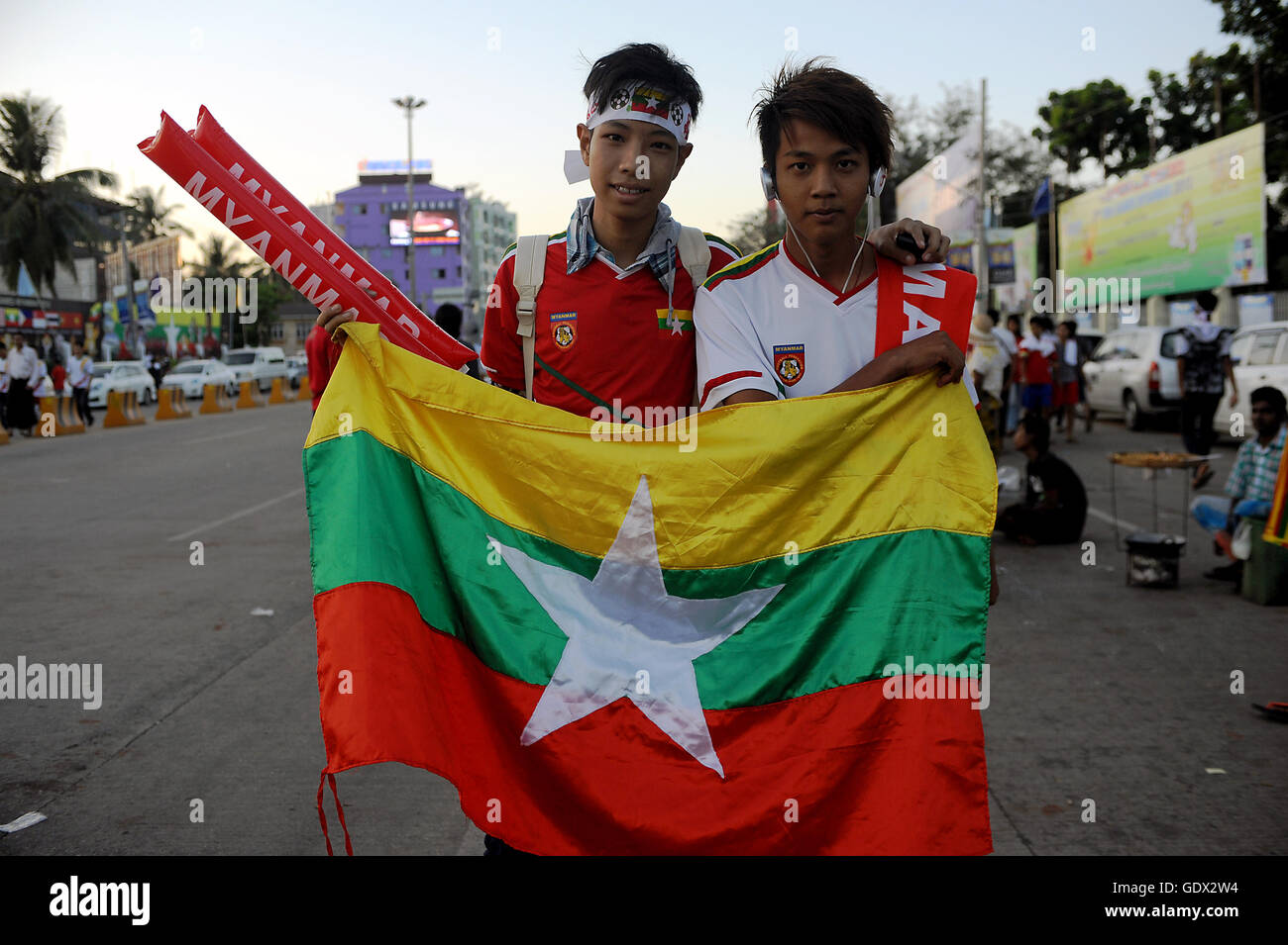 Burmese football fans Stock Photo - Alamy