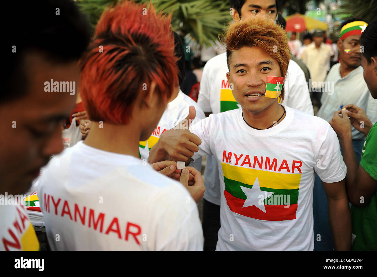 Burmese football fans Stock Photo - Alamy