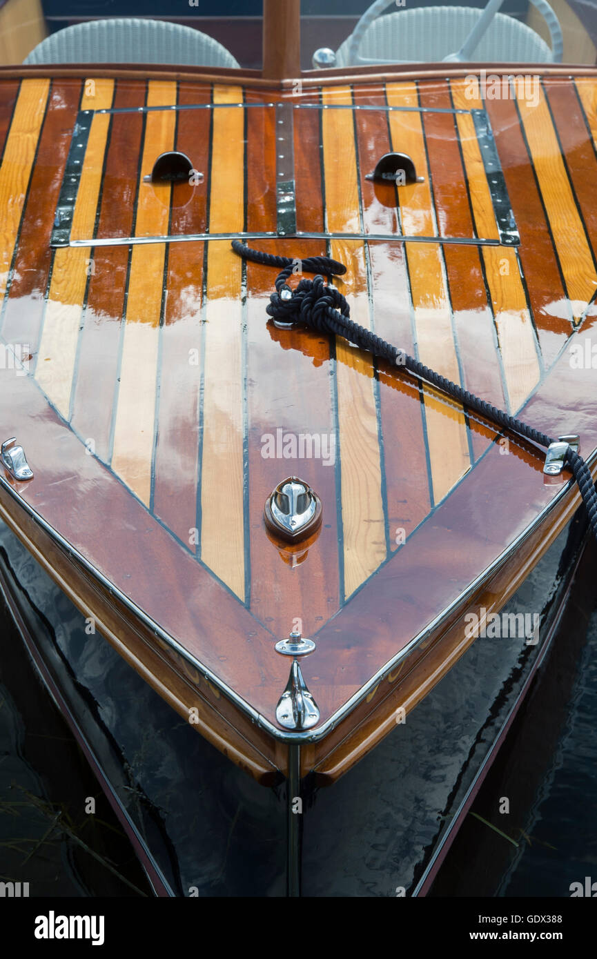Thames traditional boat rally hi-res stock photography and images - Alamy