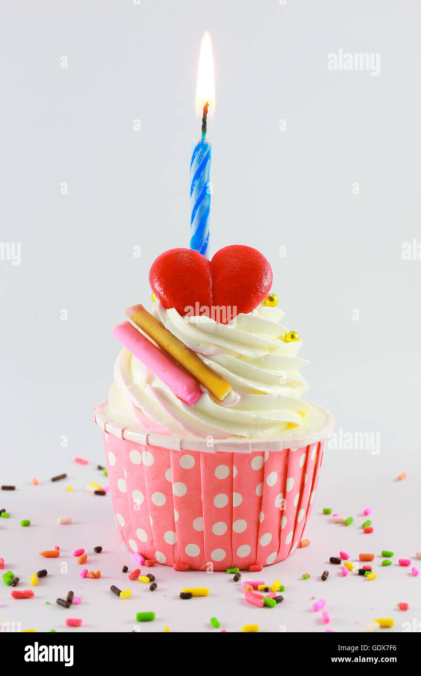 Cupcake heart horizontal hi-res stock photography and images - Alamy