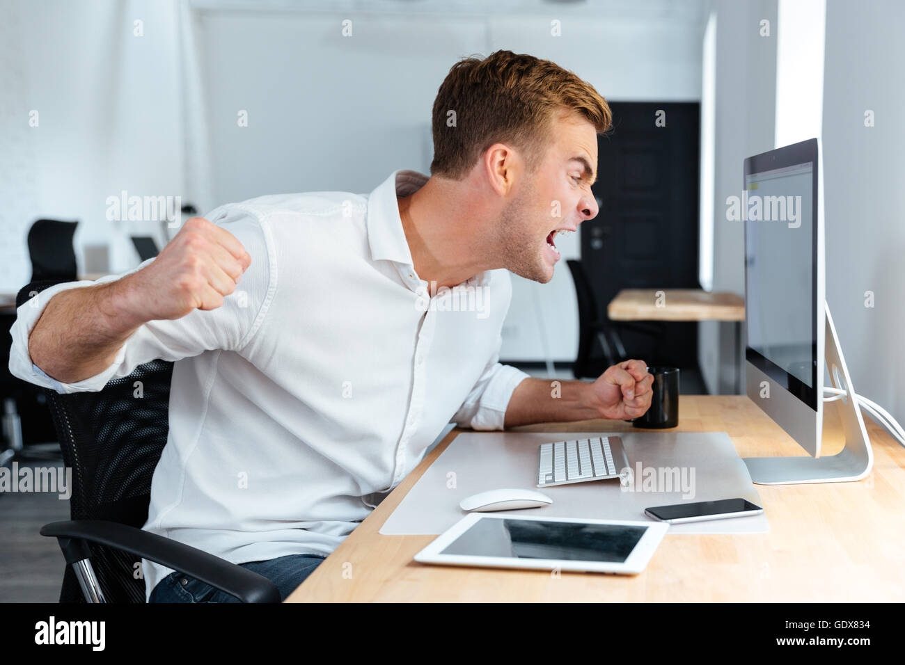 Office rage hi-res stock photography and images - Alamy
