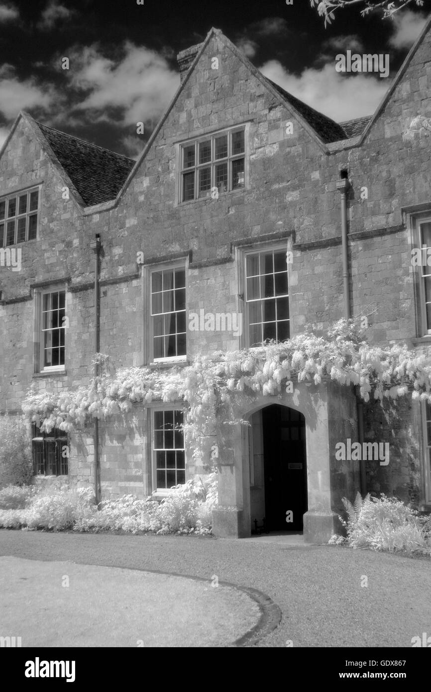 Sinister building hi-res stock photography and images - Alamy