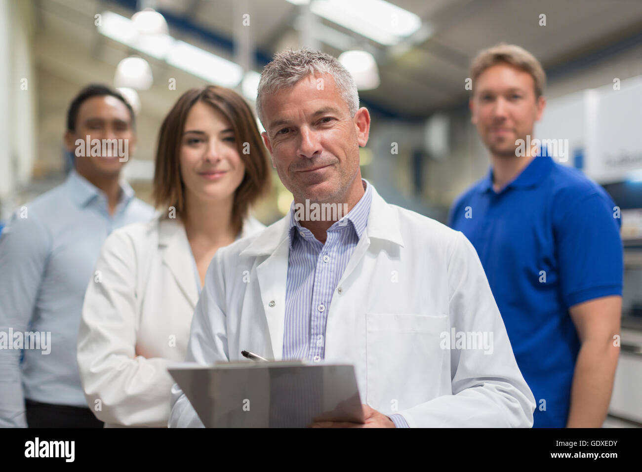 Filipino engineer hi-res stock photography and images - Alamy