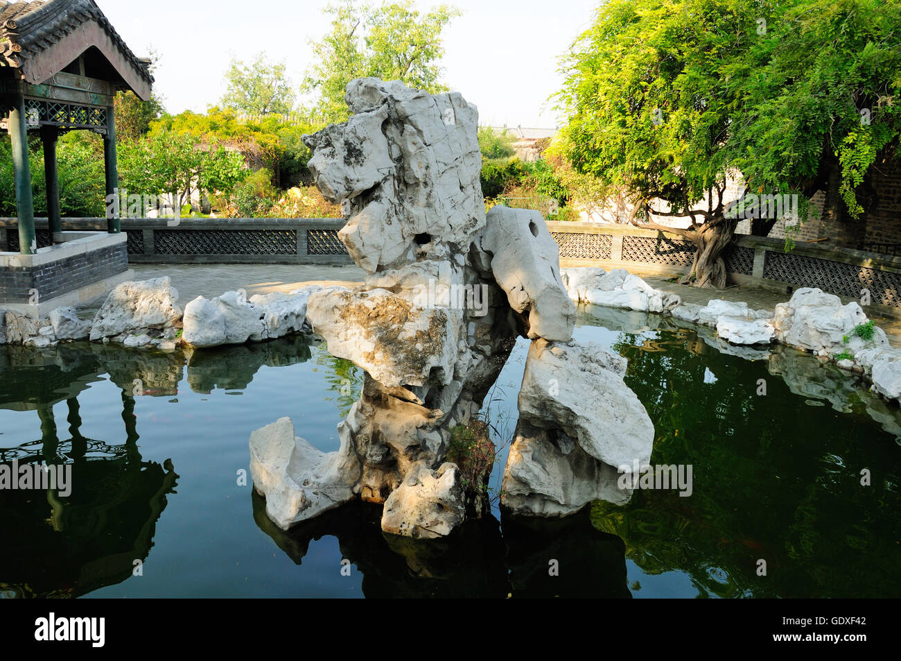 Classical Chinese Rock Garden High Resolution Stock Photography and ...