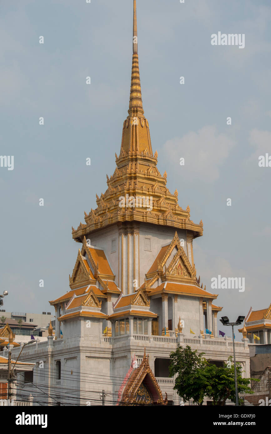 The Temple Wat Traimit in the China Town of Bangkok in Thailand in ...