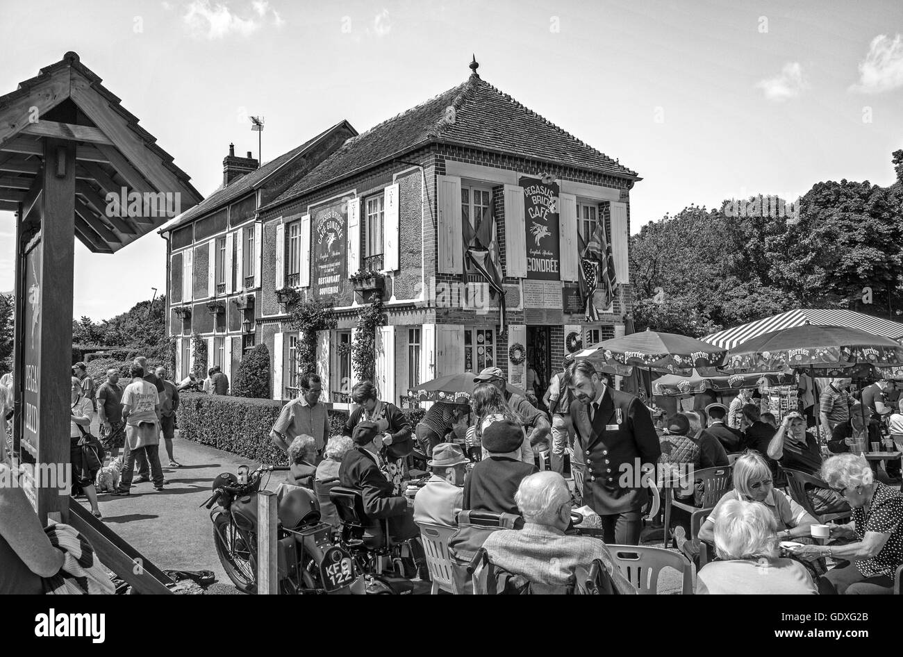 Cafe gondree benouville hi-res stock photography and images - Alamy