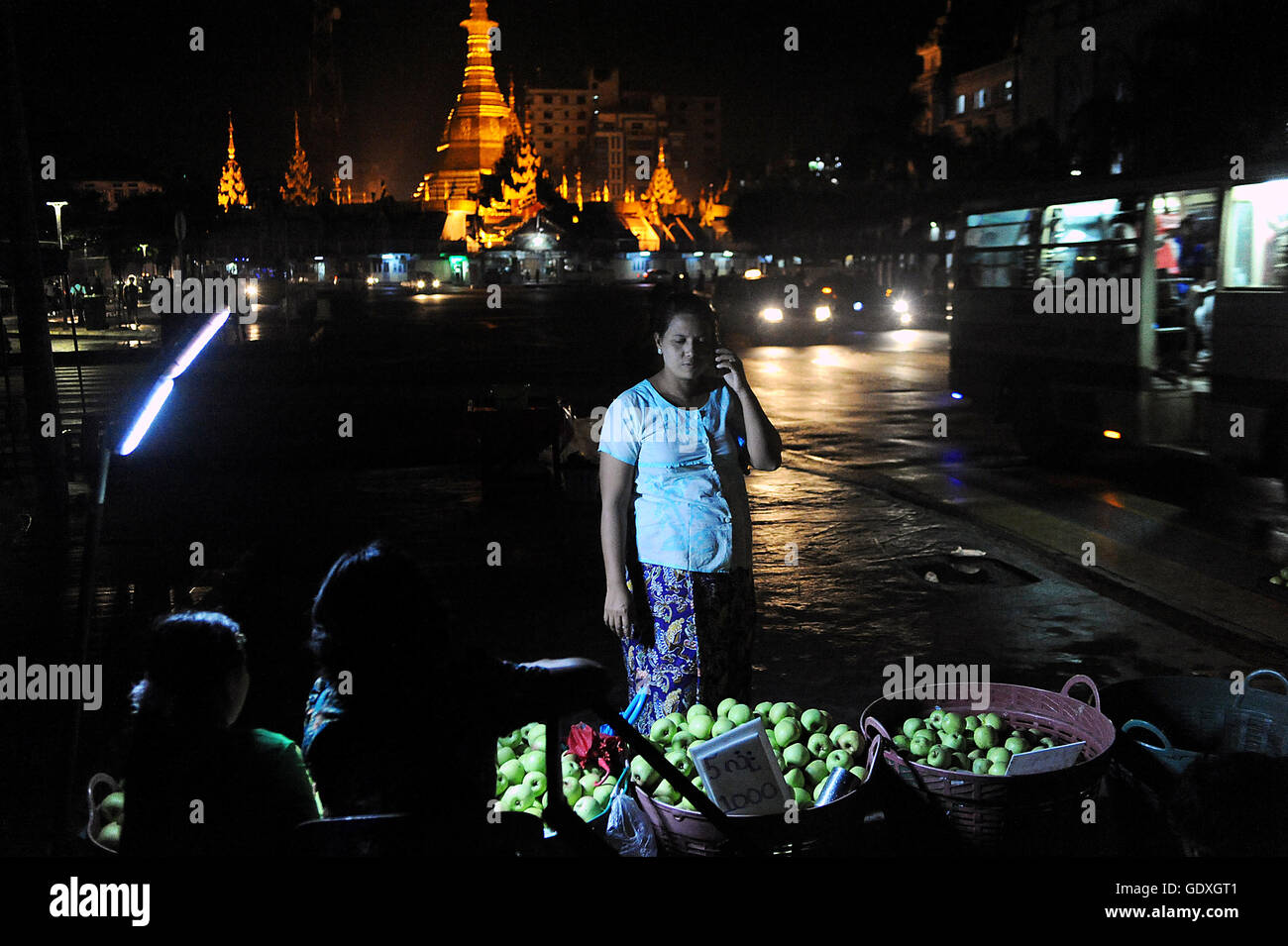Yangon at night Stock Photo - Alamy