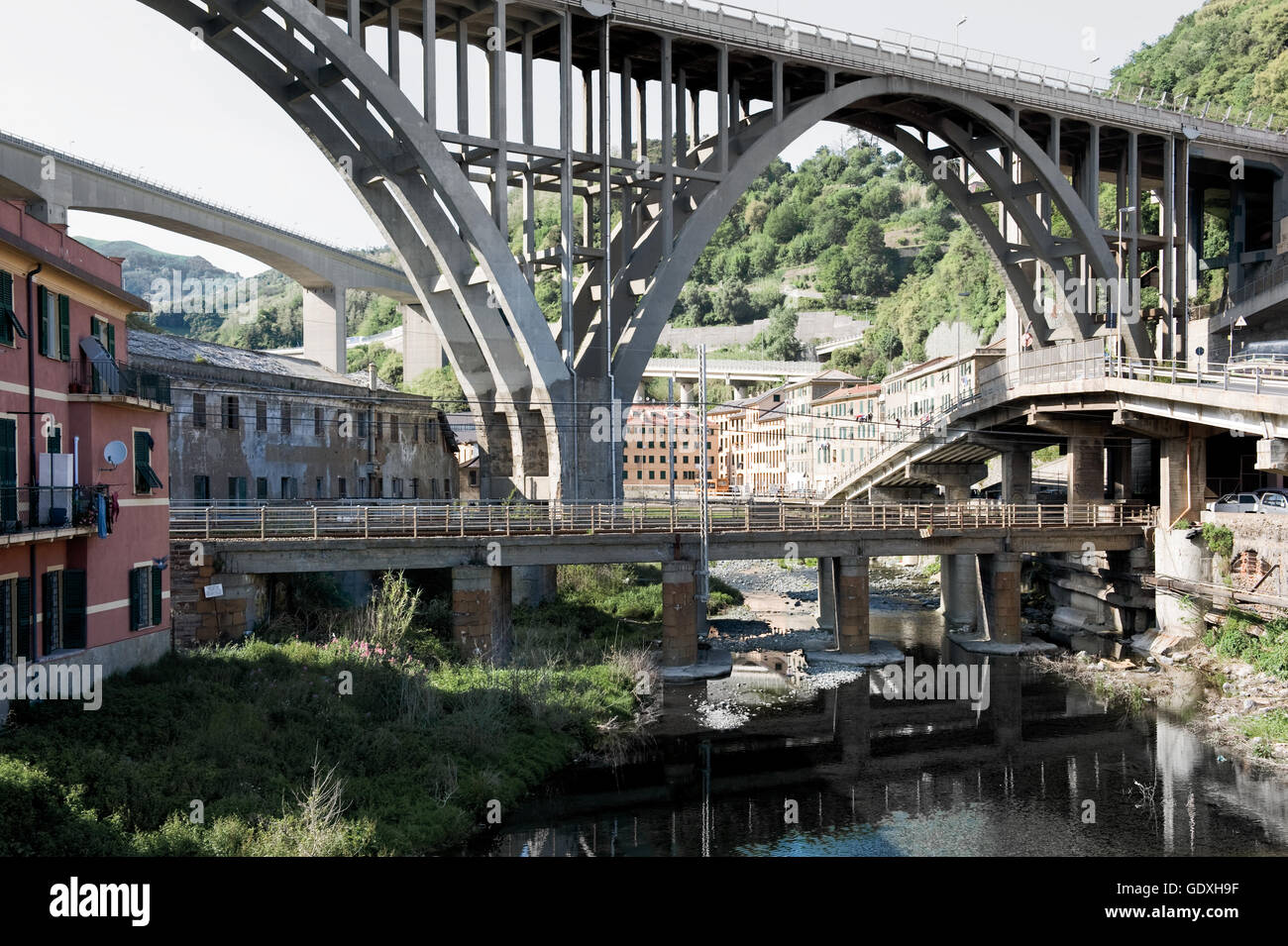 Living under the viaduct hi-res stock photography and images - Alamy