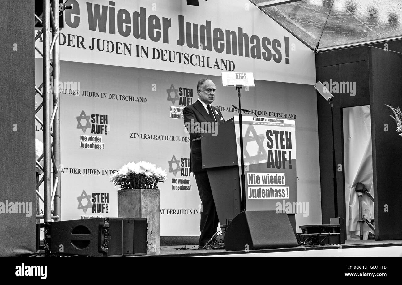 Council logo Black and White Stock Photos & Images - Alamy