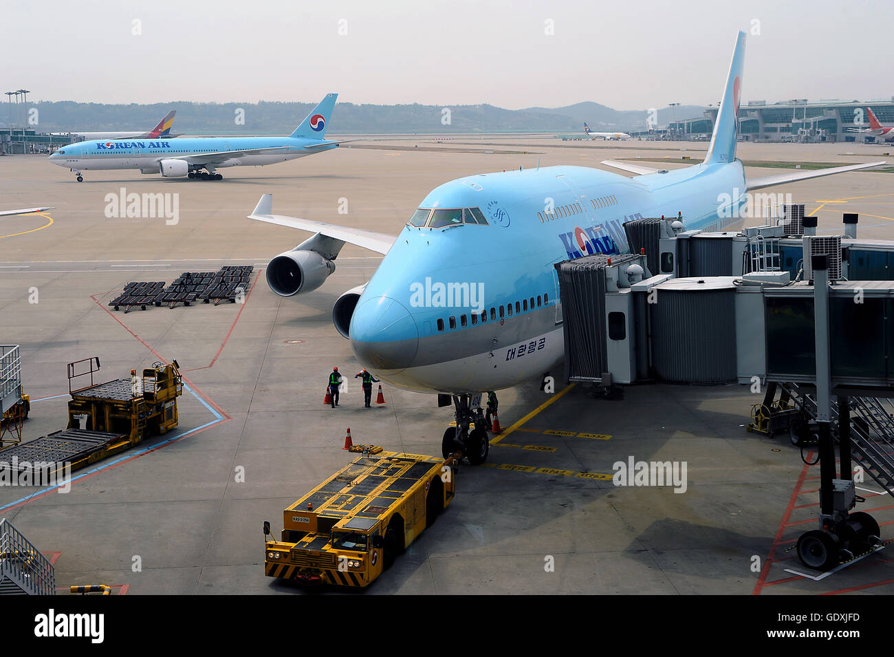 Incheon airport exterior hi-res stock photography and images - Alamy
