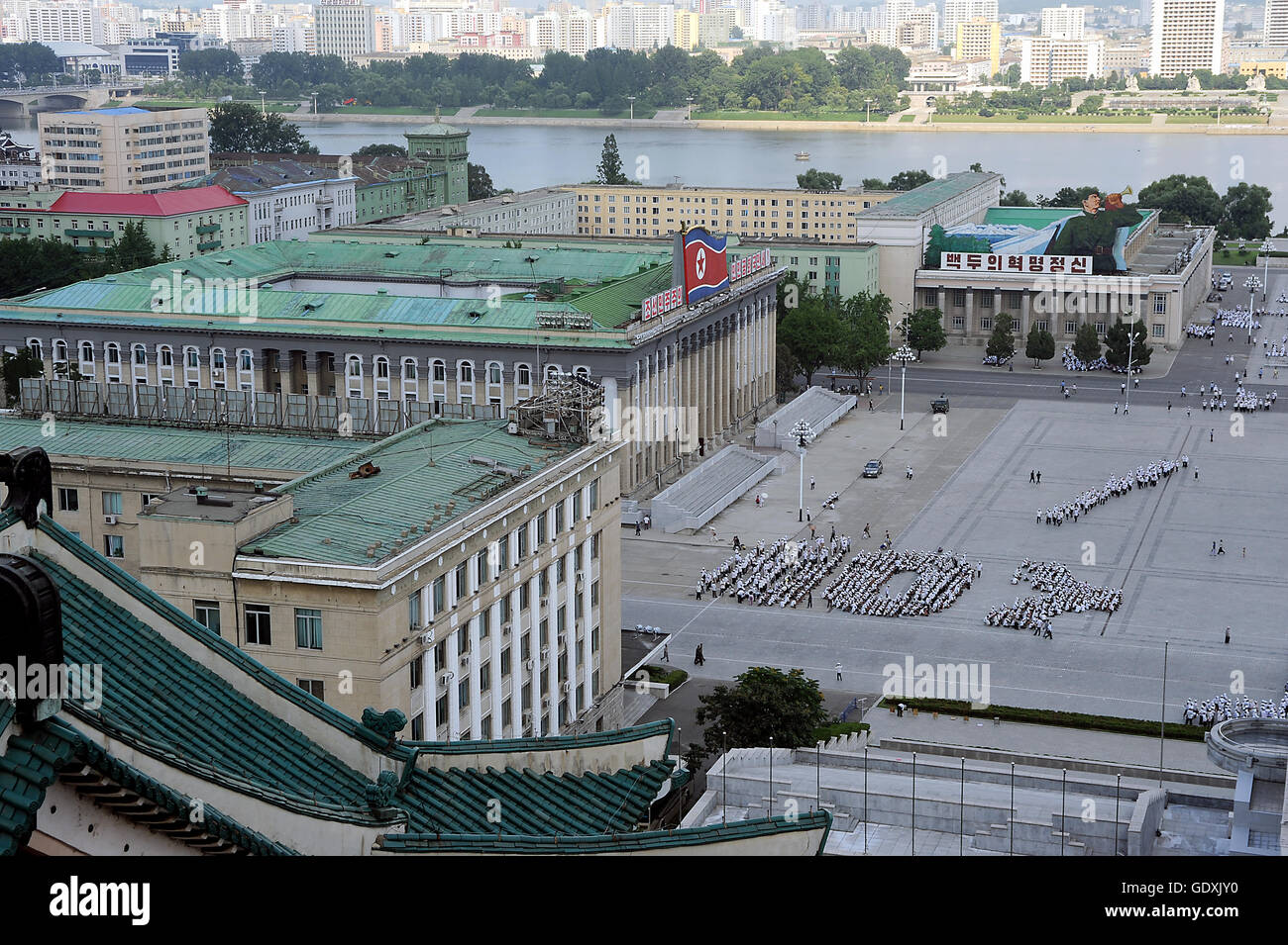 Kim Il Sung Square Stock Photo - Alamy