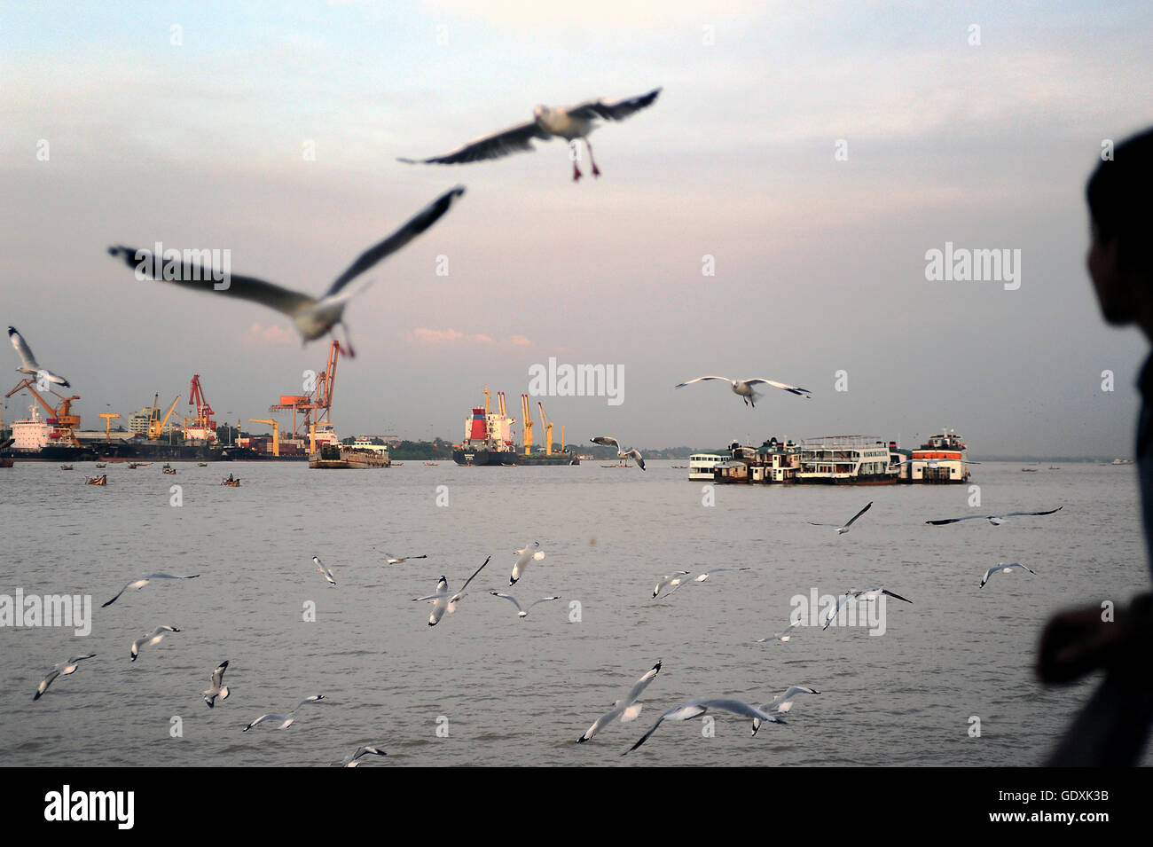 Dusk yangon river hi-res stock photography and images - Alamy