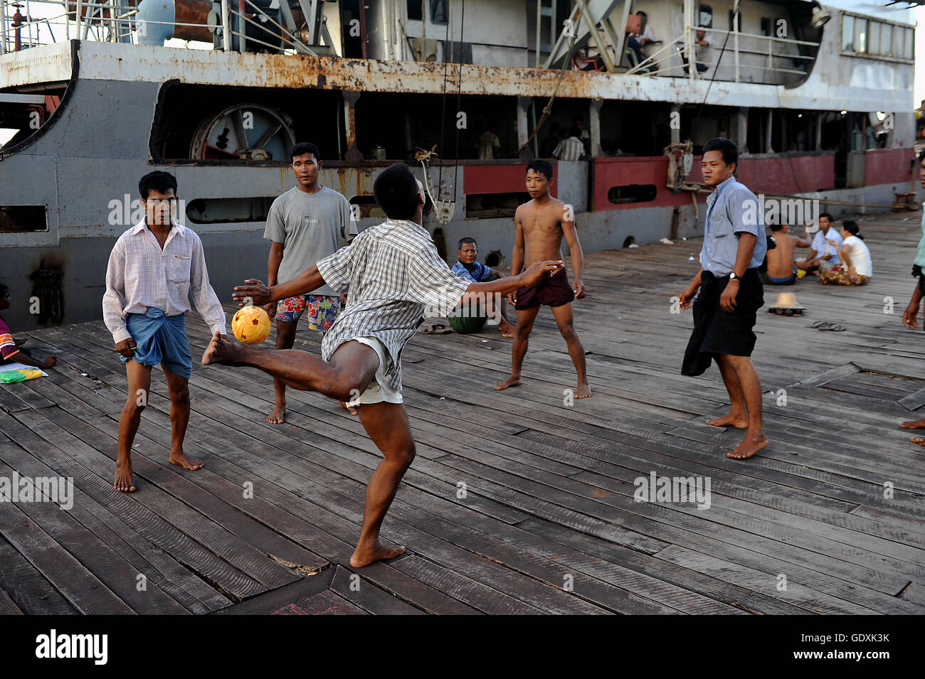 A game of Chin Lone Stock Photo - Alamy