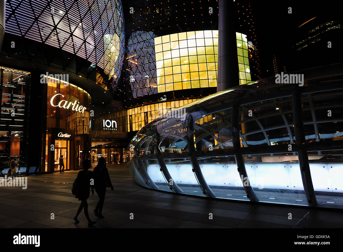 Ion orchard entrance to the mrt station hi-res stock photography and ...