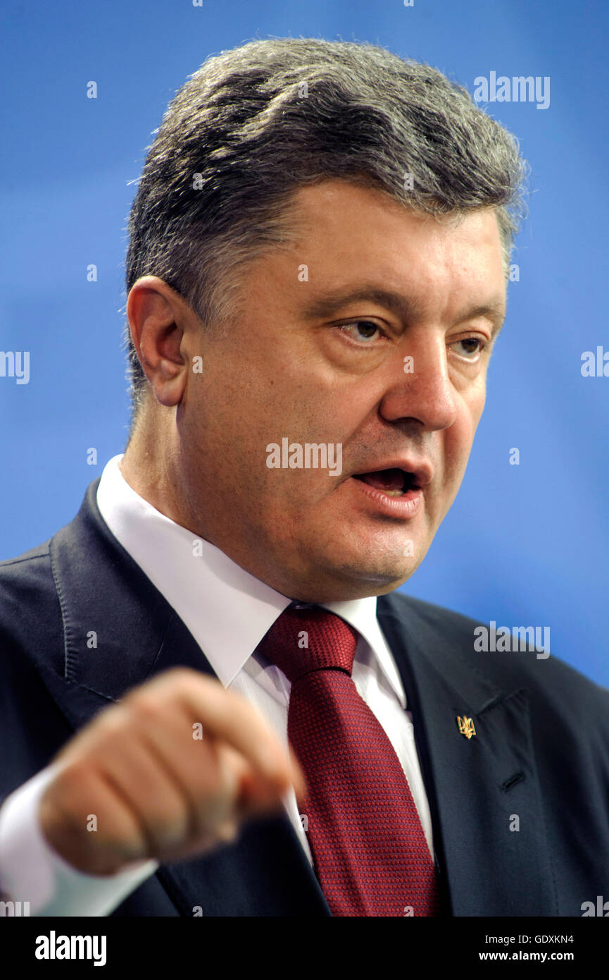 Poroshenko hi-res stock photography and images - Alamy