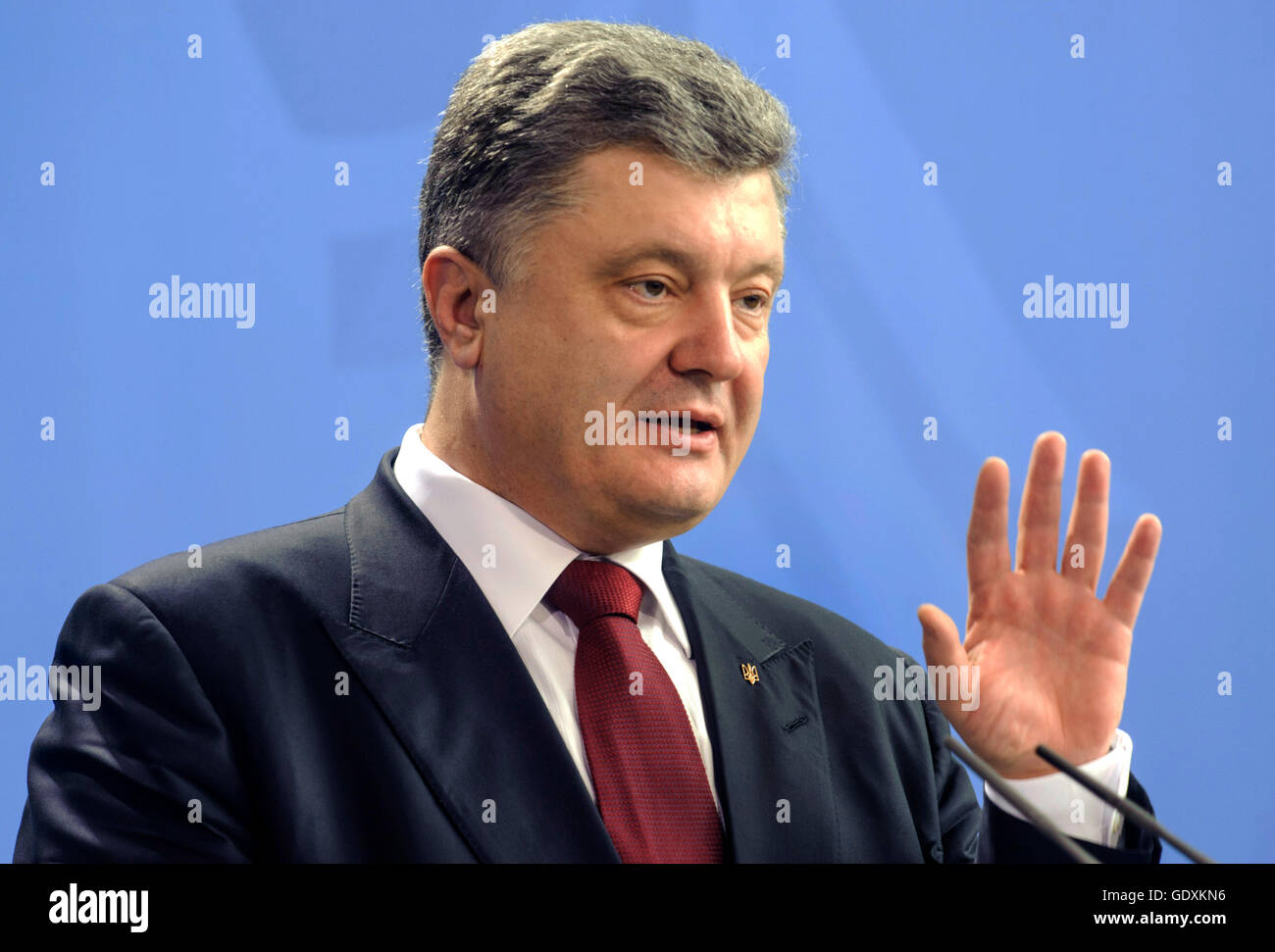 Poroshenko hi-res stock photography and images - Alamy