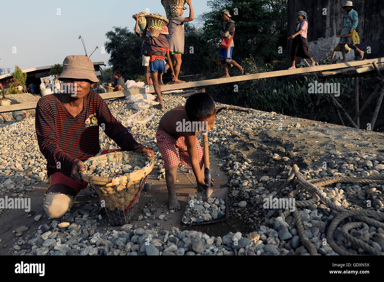 Child labor in Yangon Stock Photo - Alamy