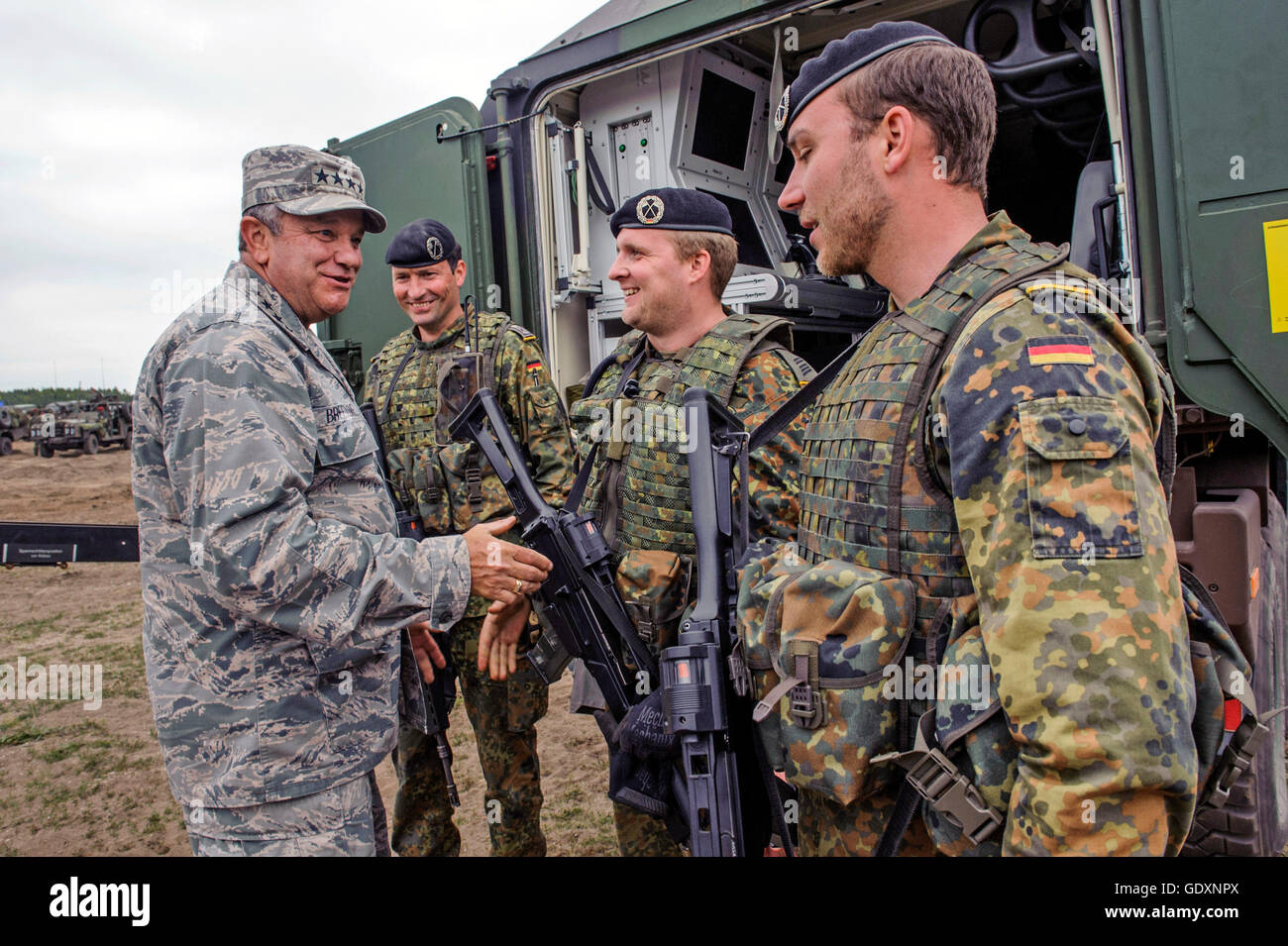 Philip mark breedlove hi-res stock photography and images - Alamy