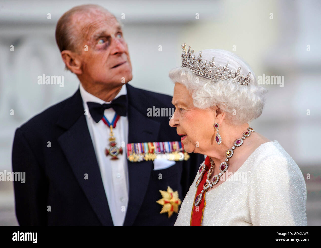 Queen elizabeth prince philip hi-res stock photography and images - Alamy