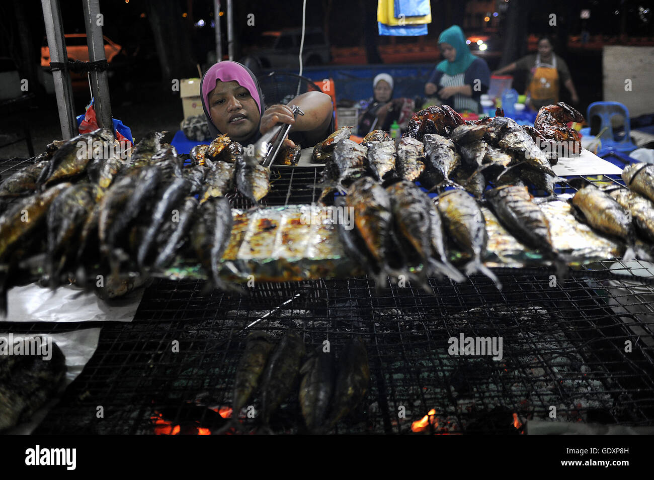 Gadong Night Market Stock Photo - Alamy