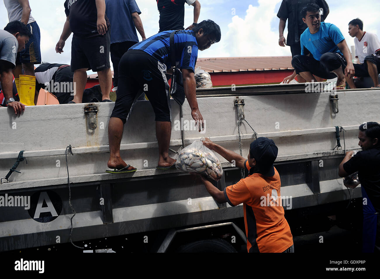 Pasar Gadong Fish market Stock Photo - Alamy