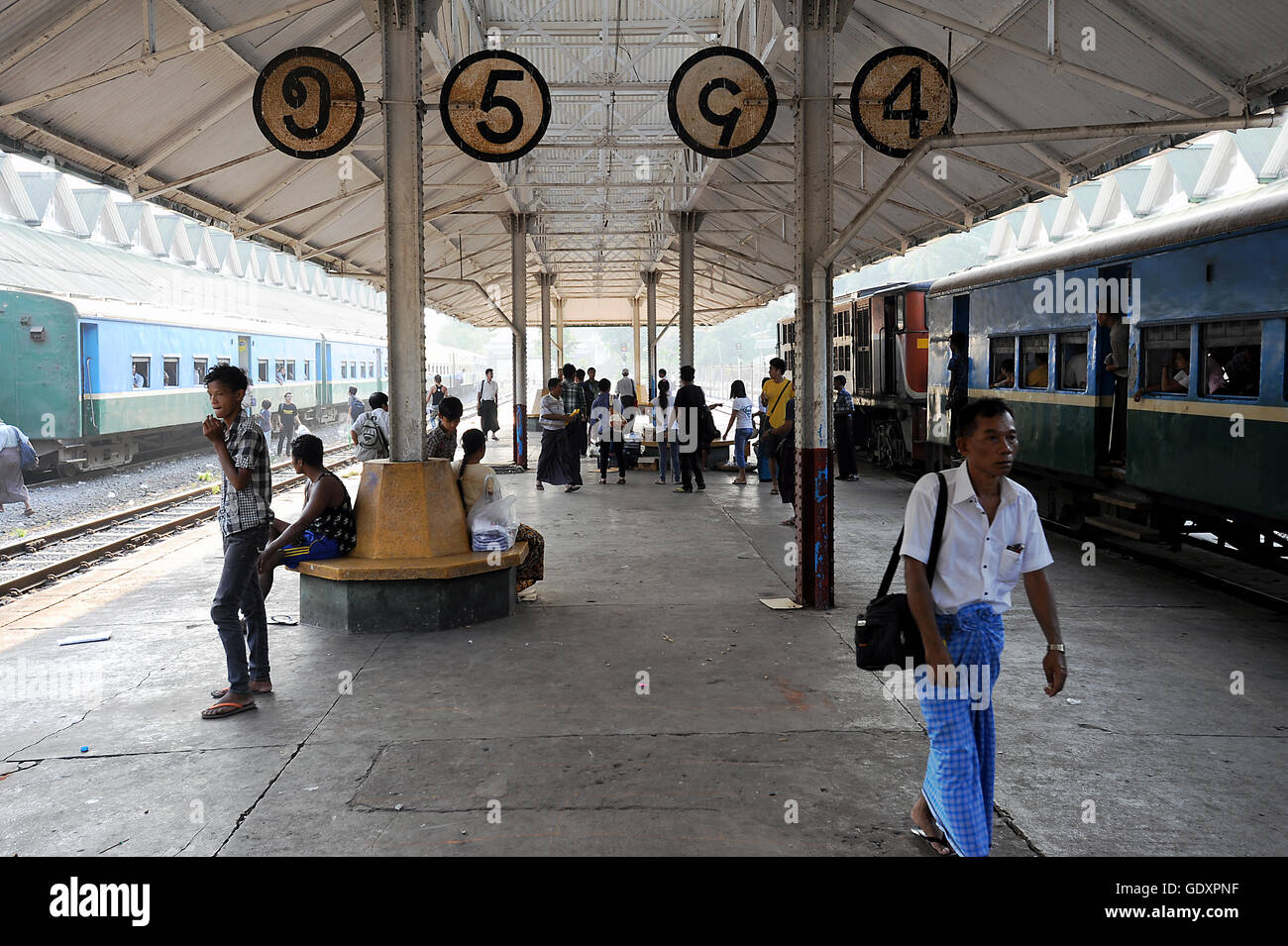 MYANMAR. Yangon. 2014. Central Railway Station Stock Photo - Alamy