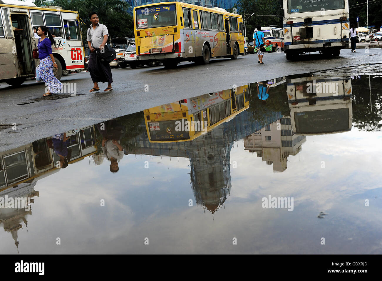 Myanmar 2013 bus traffic hi-res stock photography and images - Alamy