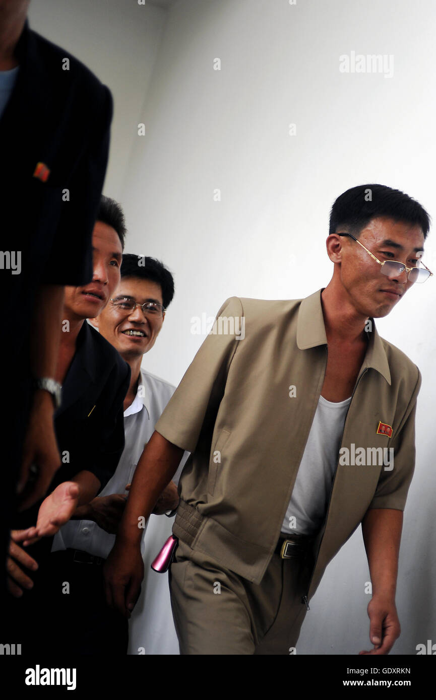NORTH KOREA. Pyongyang. 2012. North Korean men Stock Photo - Alamy