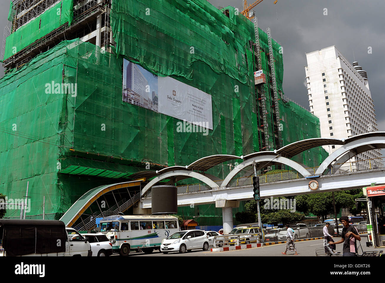 MYANMAR. Yangon. 2015. Sule Square Stock Photo - Alamy