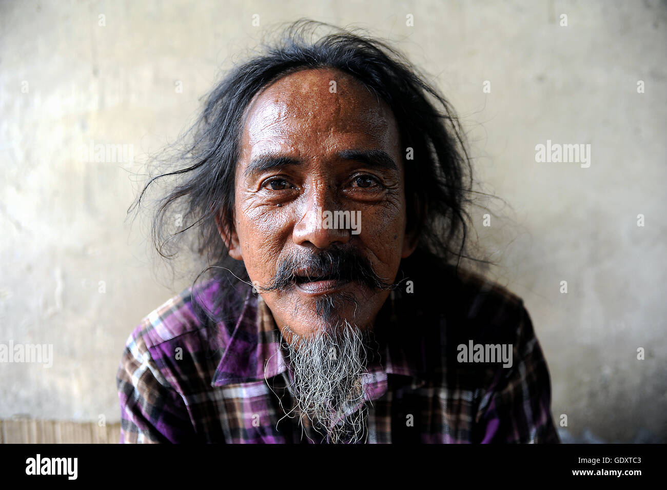 Burma myanmar homeless poverty hi-res stock photography and images - Alamy