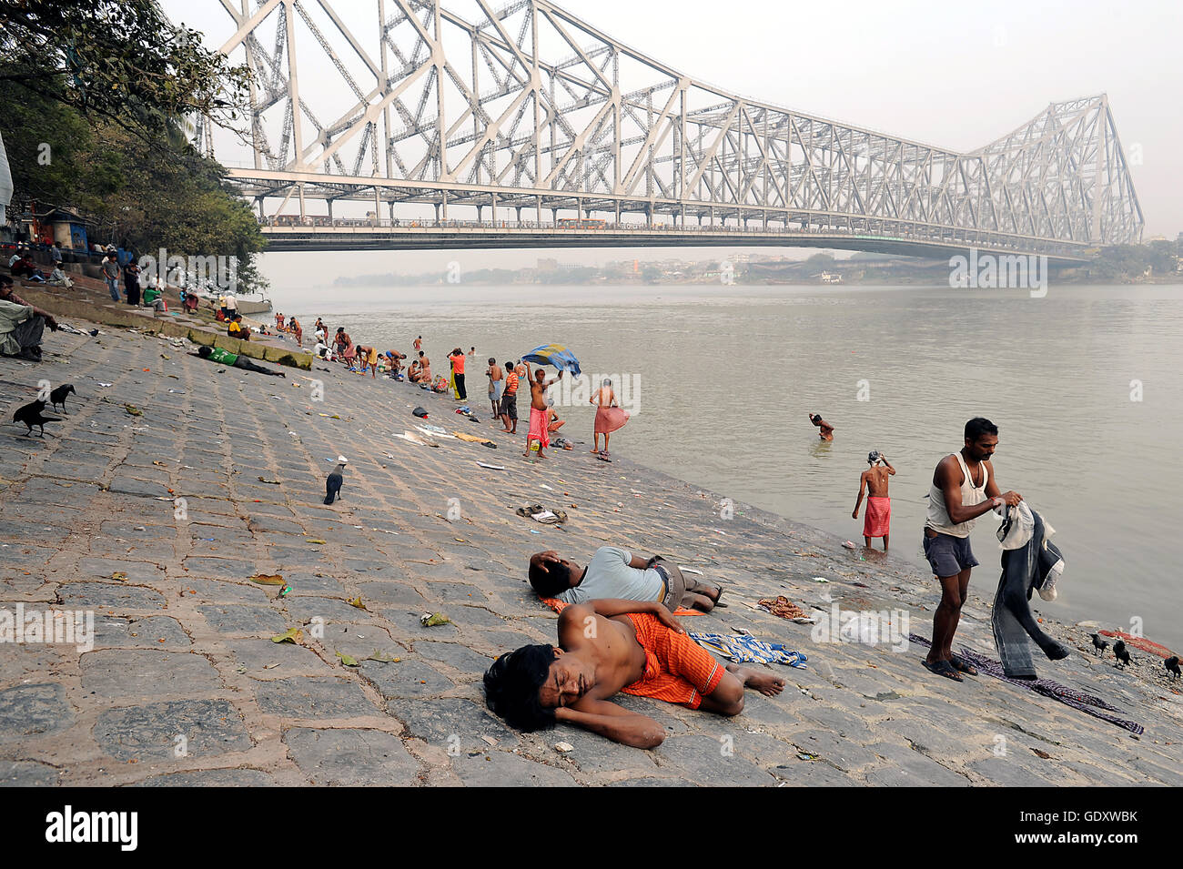 INDIA. Kolkata. 2011. Howrah Bridge Stock Photo - Alamy