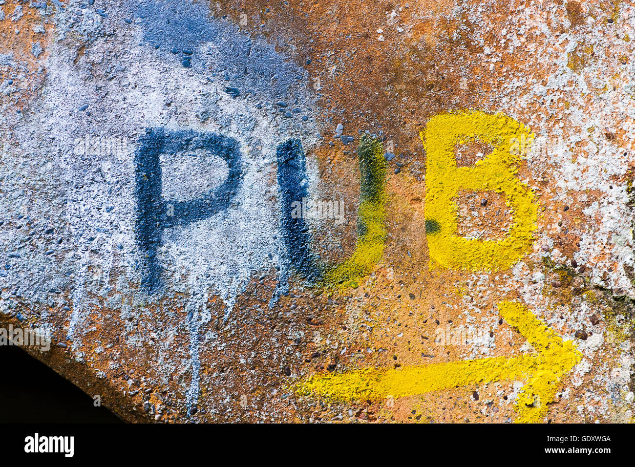 Pub on the canal hi-res stock photography and images - Alamy