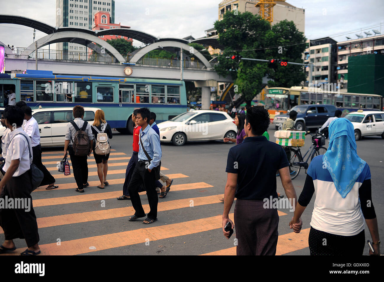 MYANMAR. Yangon. 2014. Sule Square Stock Photo - Alamy