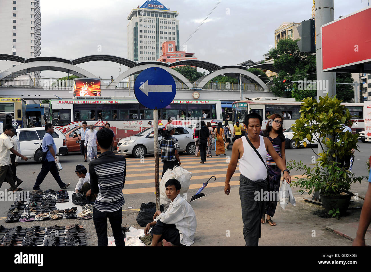 MYANMAR. Yangon. 2014. Sule Square Stock Photo - Alamy