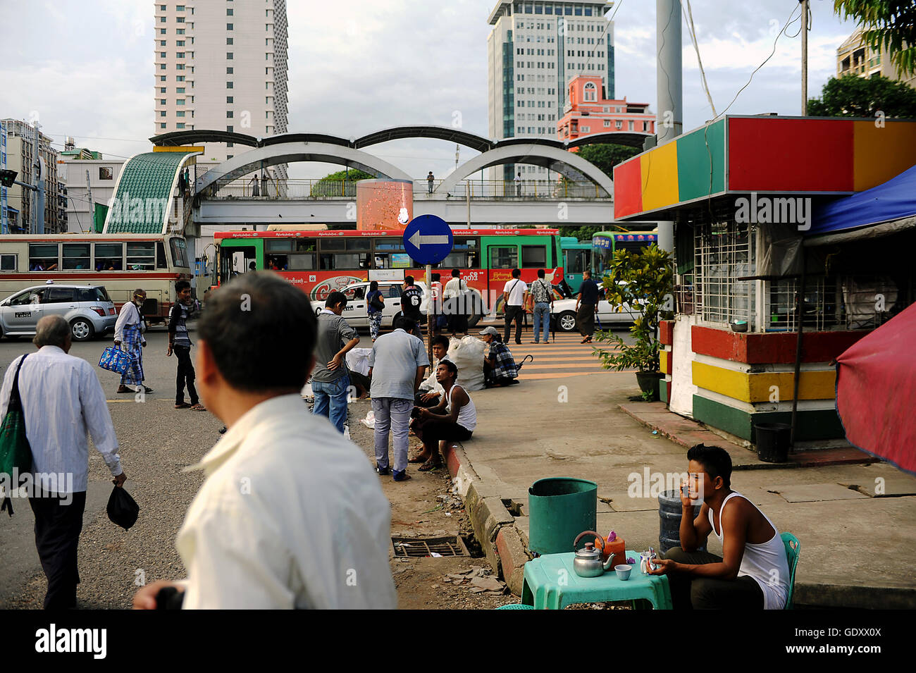 MYANMAR. Yangon. 2014. Sule Square Stock Photo - Alamy