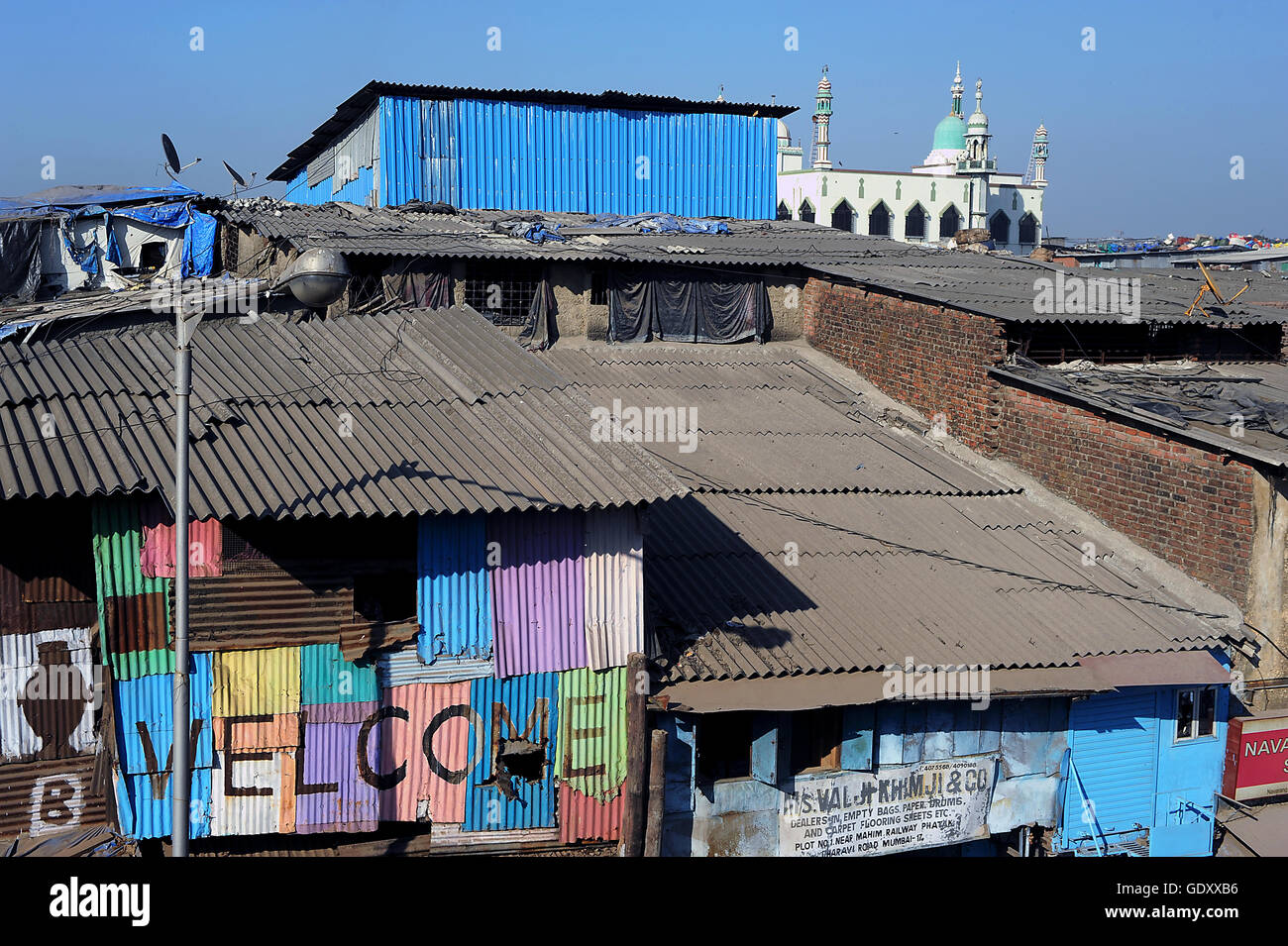 Dharavi Mumbai Building Stock Photos & Dharavi Mumbai Building Stock ...