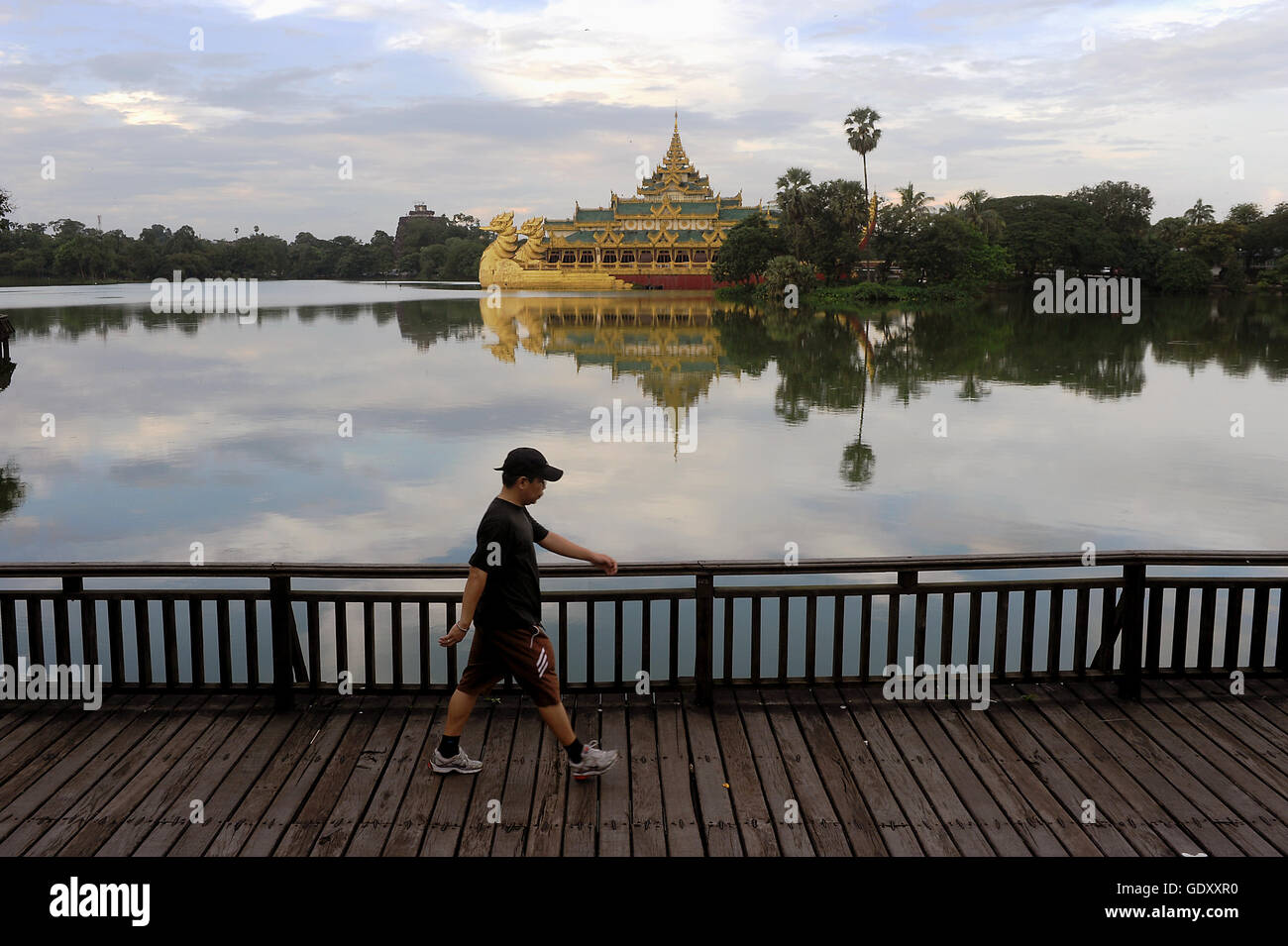 MYANMAR. Yangon. 2013. Kandawgyi Lake Stock Photo - Alamy