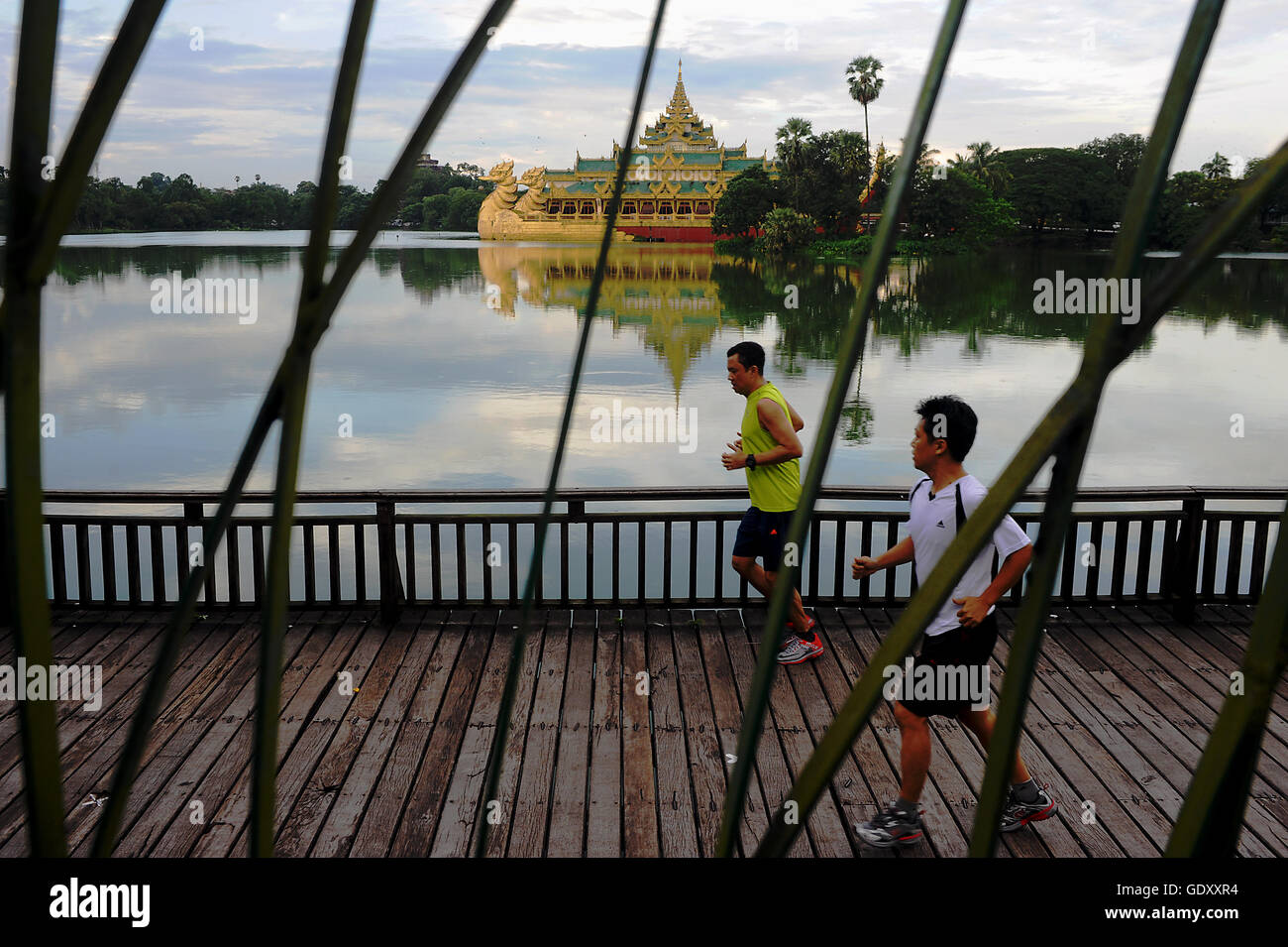 MYANMAR. Yangon. 2013. Kandawgyi Lake Stock Photo - Alamy
