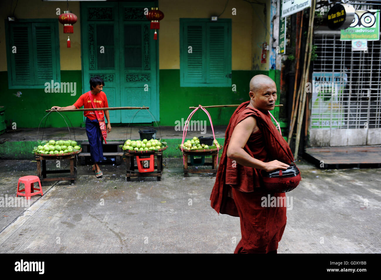 MYANMAR. Yangon. 2013. Buddhist monk Stock Photo - Alamy