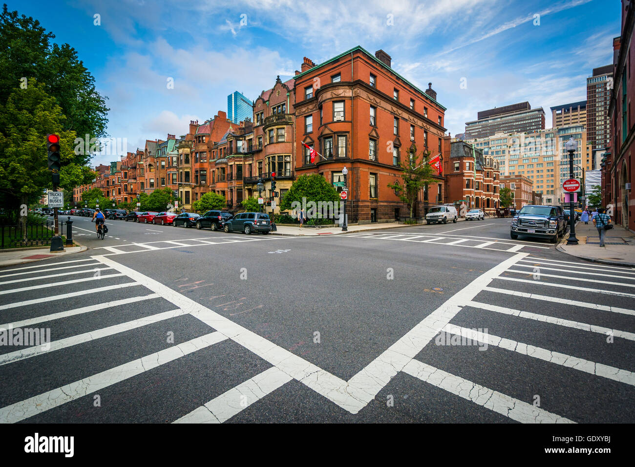 The intersection of Commonwealth Street and Fairfield Street, in Back ...