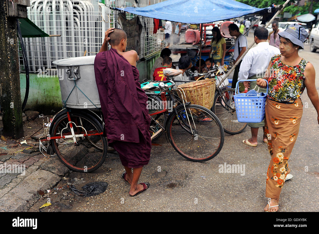 MYANMAR. Yangon. 2013. Street scene Stock Photo - Alamy