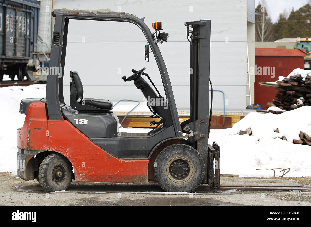 small nimble Electric Forklift for work in production Stock Photo - Alamy