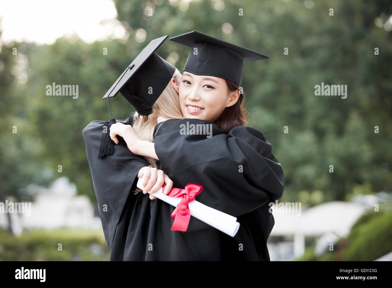 Two graduates hi-res stock photography and images - Alamy