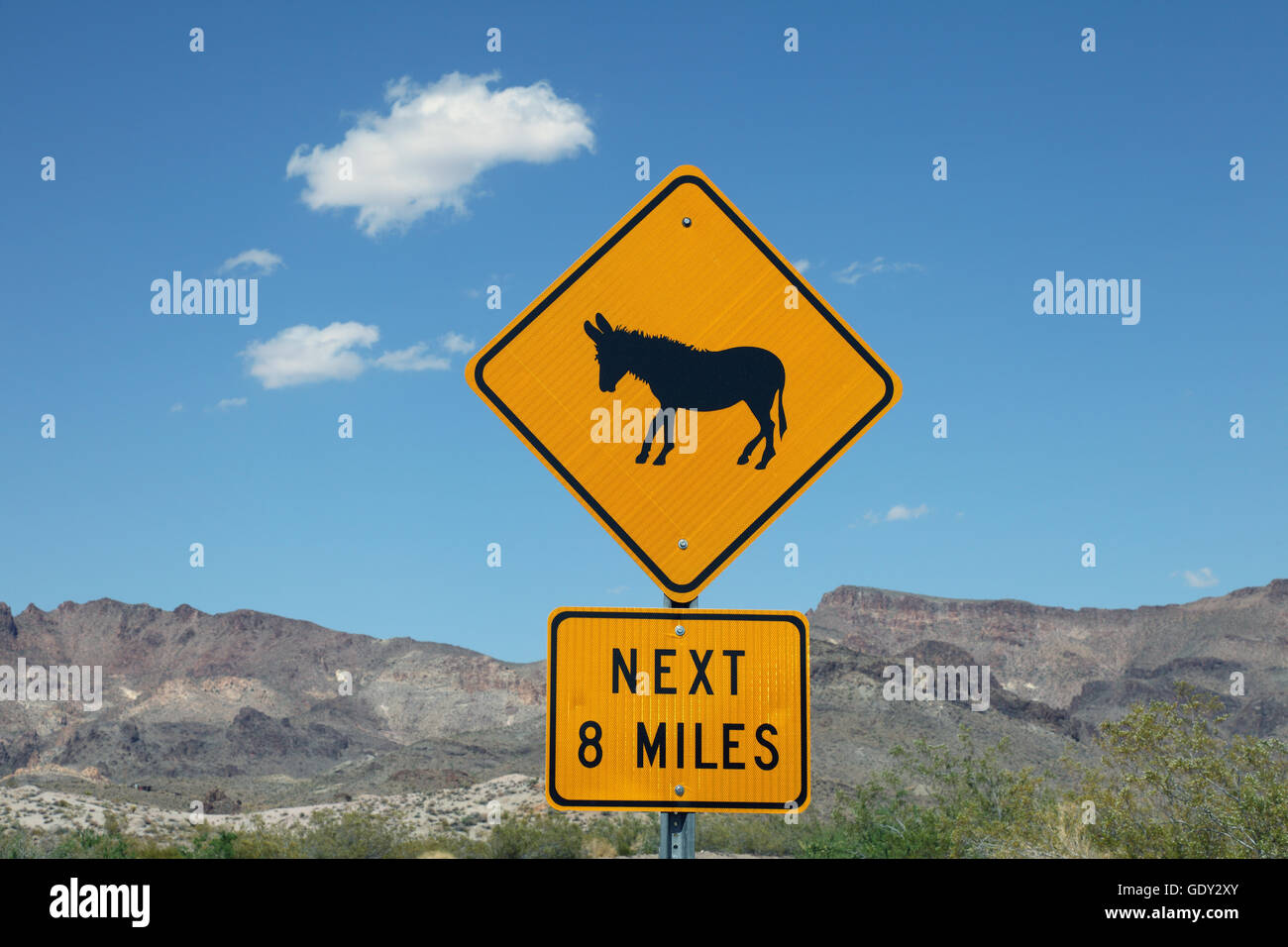 Donkey warning sign hi-res stock photography and images - Alamy