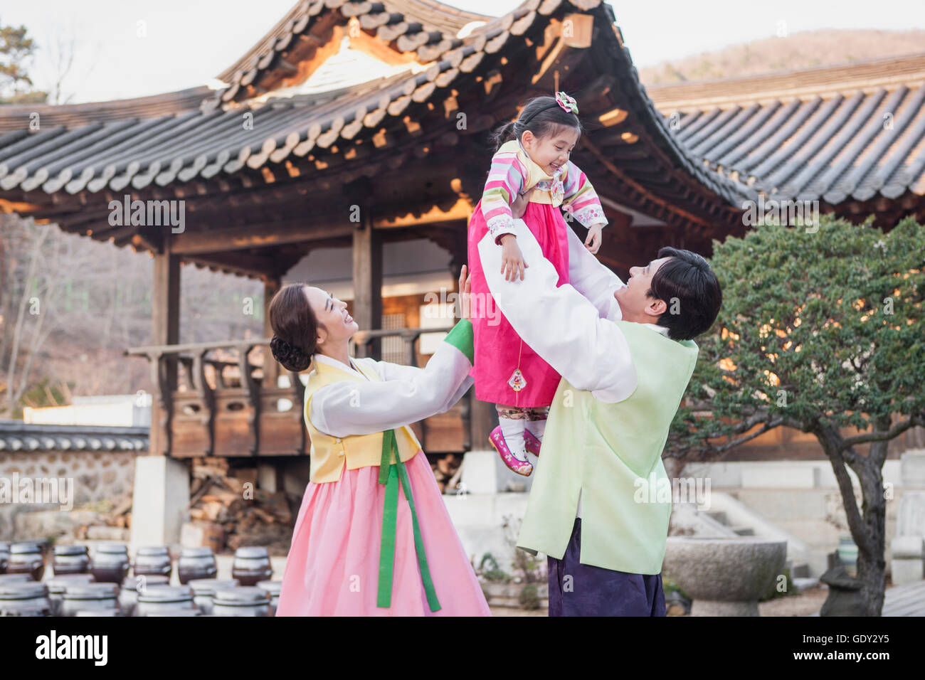Traditional korean house at hi-res stock photography and images - Alamy