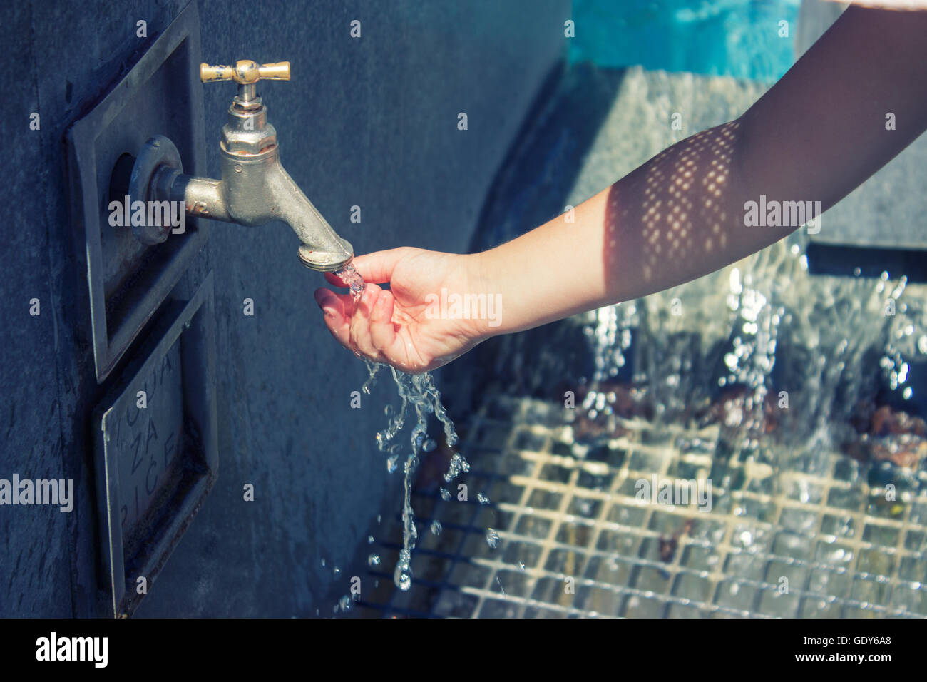 Kid drinking water hi-res stock photography and images - Alamy