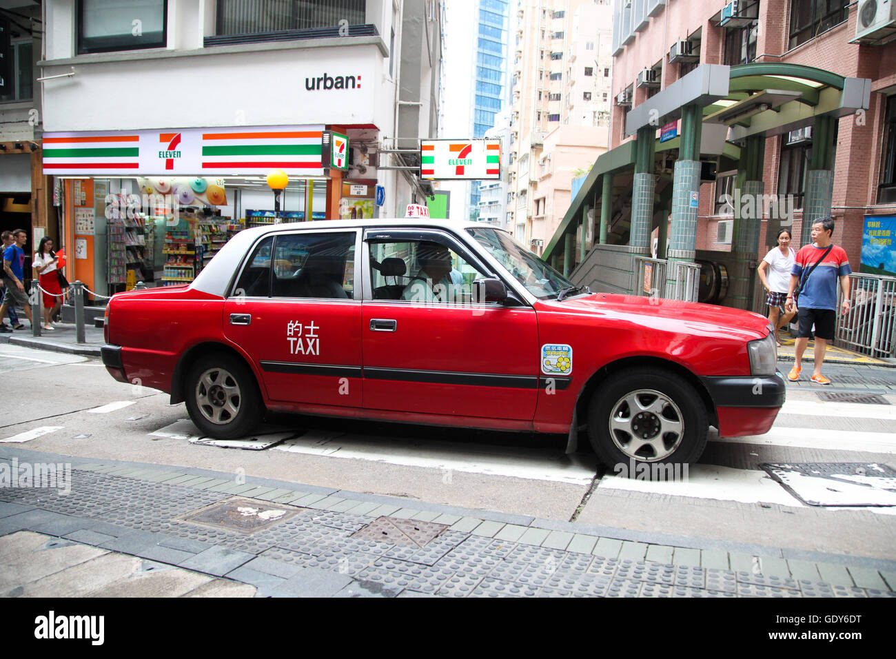 Hong kong taxi hi-res stock photography and images - Alamy