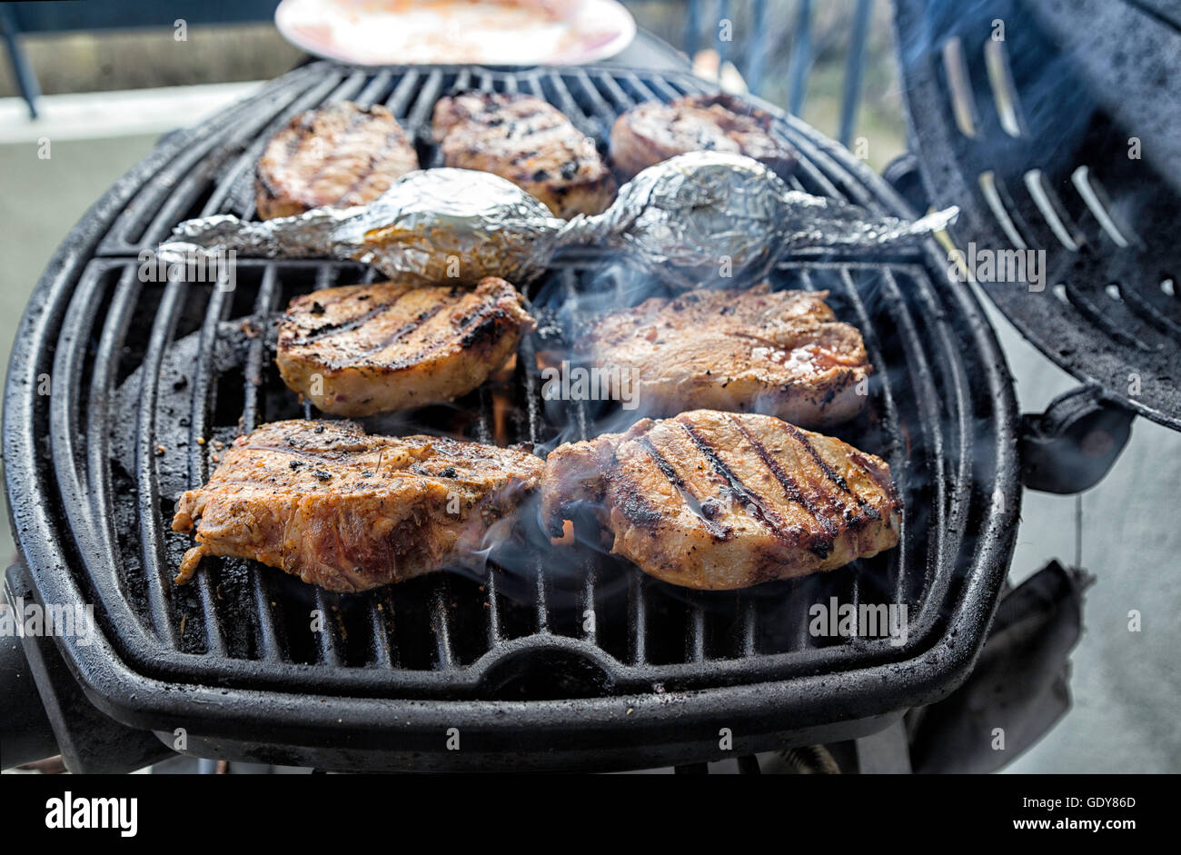 Porkchops hi-res stock photography and images - Alamy